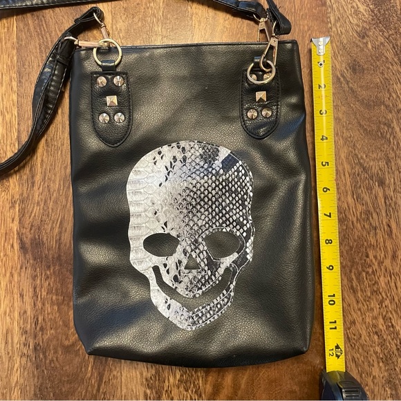 Jingpin | Bags | Jingpin Smiling Skull Faux Leather Shoulder Bag | Poshmark
